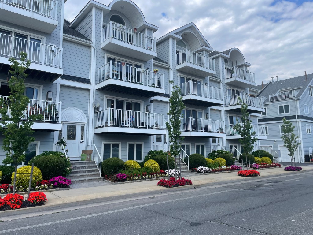 DWC Property Management – Concierge Condominium and Cooperative ...